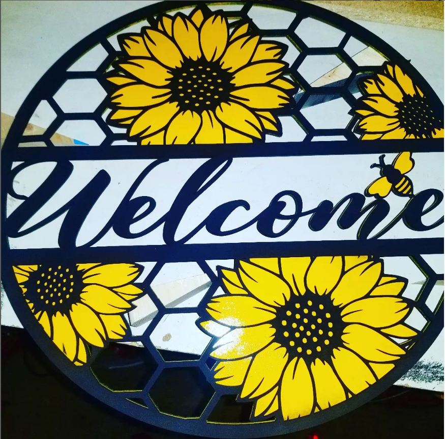Sunflower Welcome Sign – Plaid Guys Garage